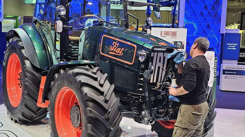 Show-Stopping Il Trattore Concept Tractor Showcases New Holland’s ...
